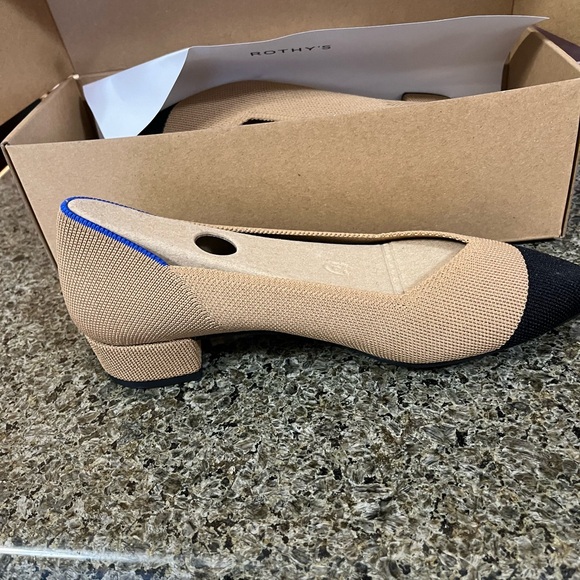 Rothy's | Shoes | New Rothys Tan And Black Flats With Soft Material And ...